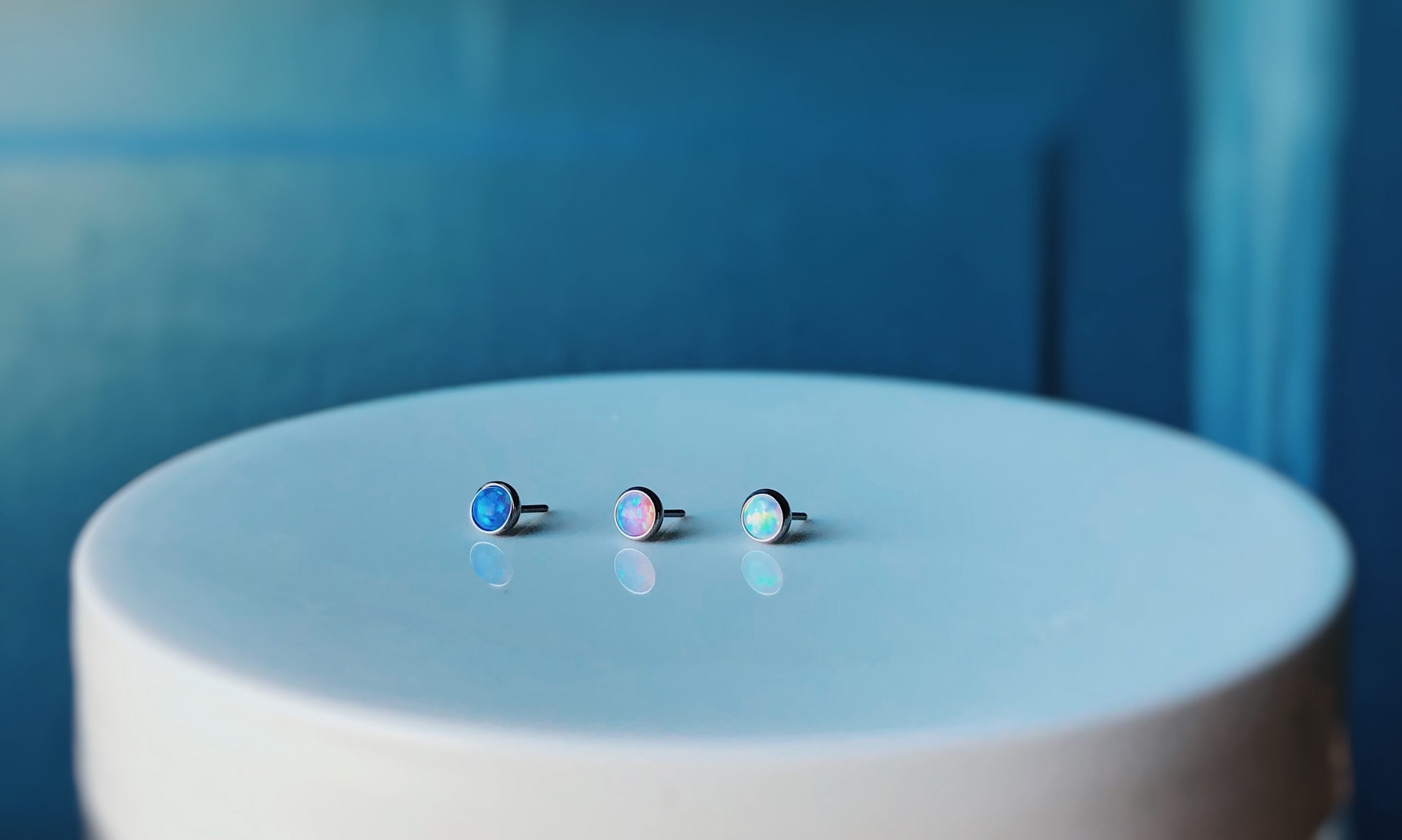 Opal Threadless Tops (REPTPIO) - Almost Famous Body Piercing